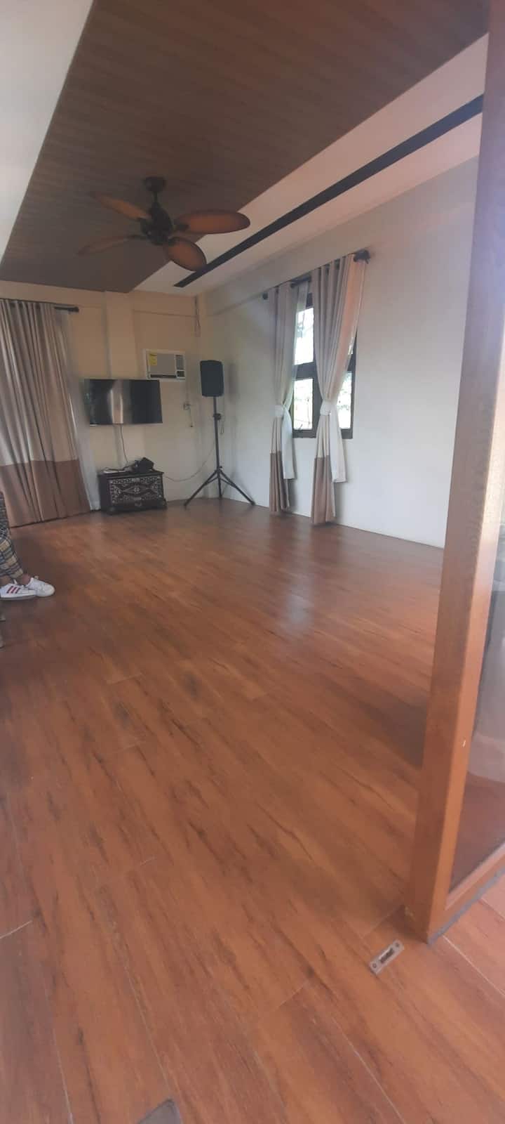 Infinitestaycation
3bed Room. - Iloilo City