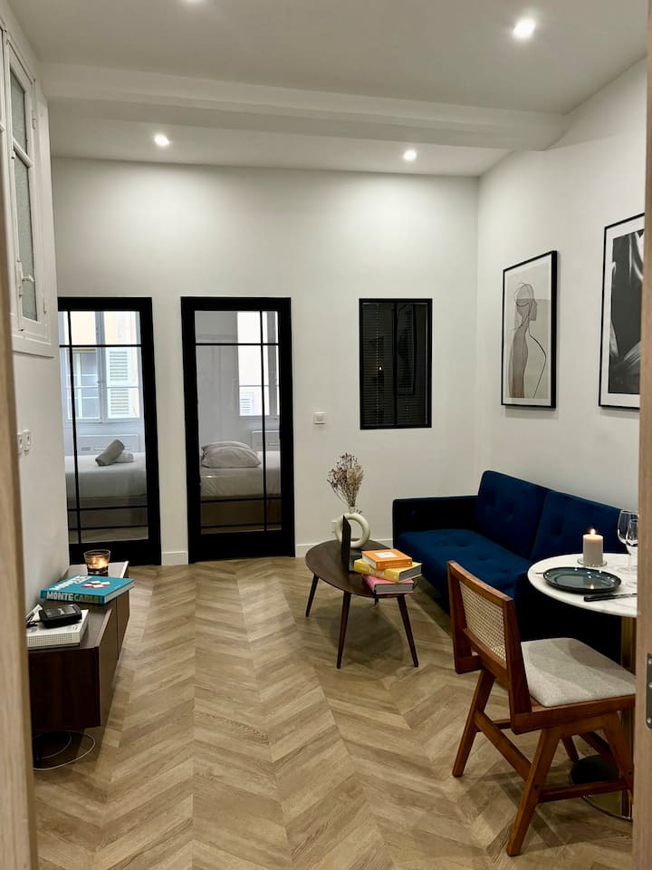Luxueux Logement à 2 Pas De La Mer, Vieille Ville - Nice
