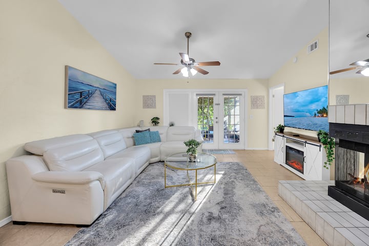 Cute And Comfy 3 Bedroom Apet Friendly - Jacksonville, FL