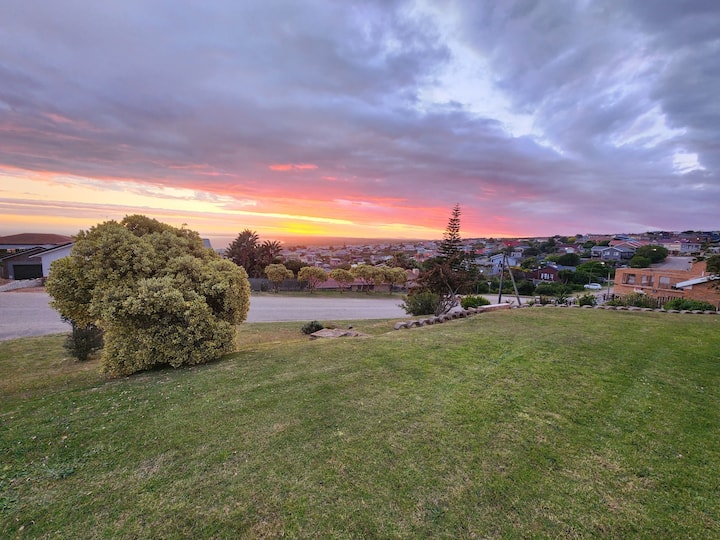 Ocean View Home Dana Bay - Mossel Bay