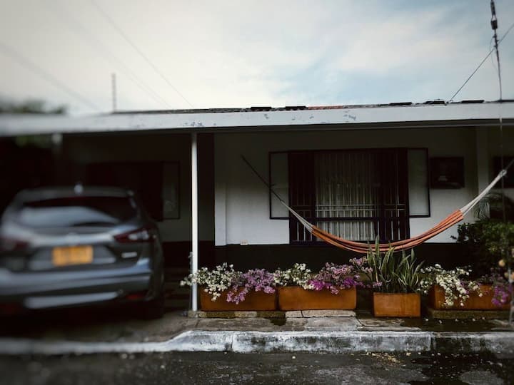 Hermosa Casa De Descanso - Flandes