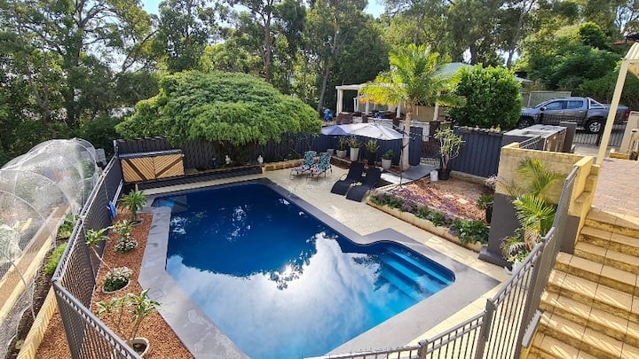 Cosy Perth Hills Getaway & Close To Airport Stays - Kalamunda