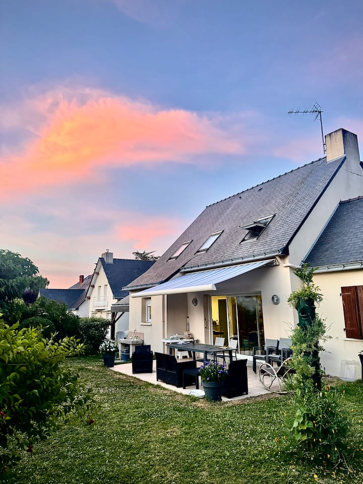 Maison Familiale (Accès Plage De Sorlock). - Brittany