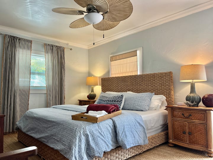 West Palm • Private Entry Suite • No Shared Areas - West Palm Beach, FL