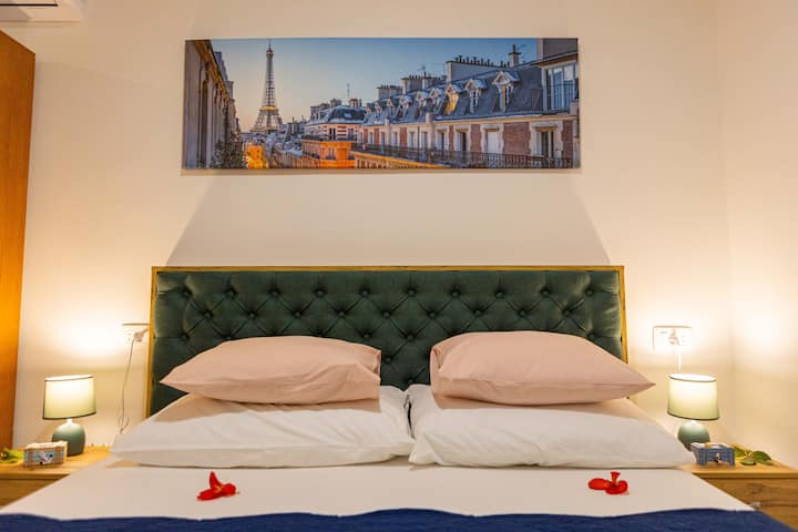 Studio Belly Split 2 - Split