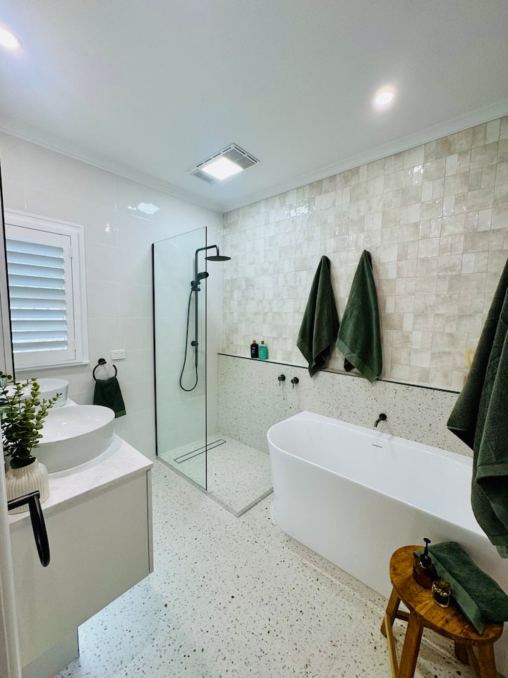 Jessie House - Rockhampton Airport