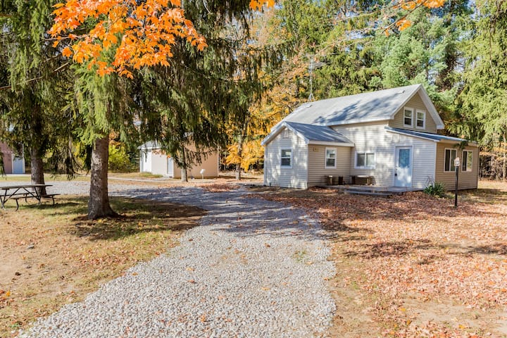 Charlie’s Crystal Cabin - Thompsonville, MI
