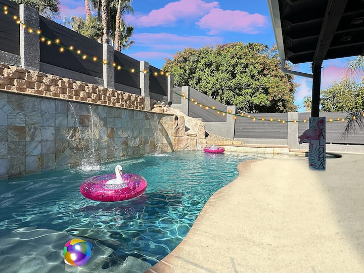 6br•7ba•resort•pool/spa/golf/grill/games/sleep 40+ - Santee, CA