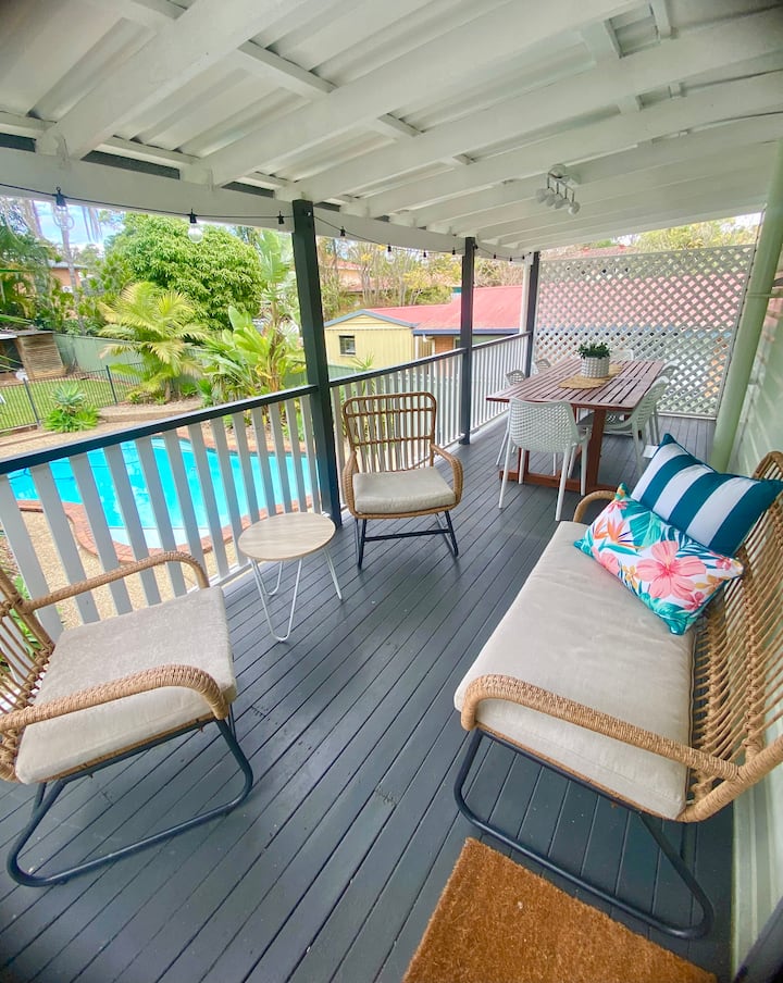 Breezy Bay Cottage &Pool In The Heart Of Cleveland - Coochiemudlo Island