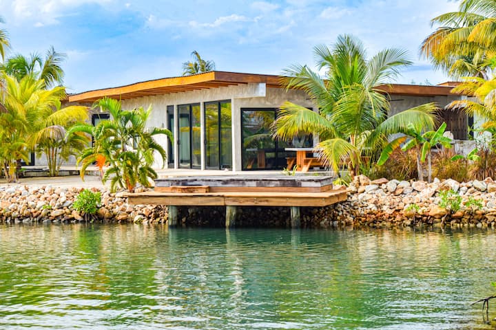 Tropical Oasis At Seabird Villa 12 - Placencia
