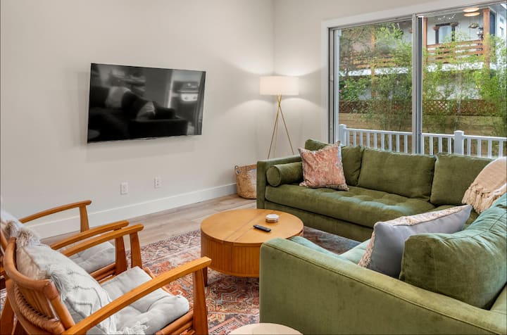 Luxury Pool And Spa Home With 3 Masters! - St. Augustine, FL