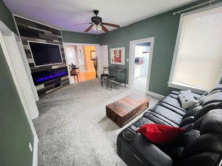 Ritchie Manor: Downtown Appleton - Appleton, WI