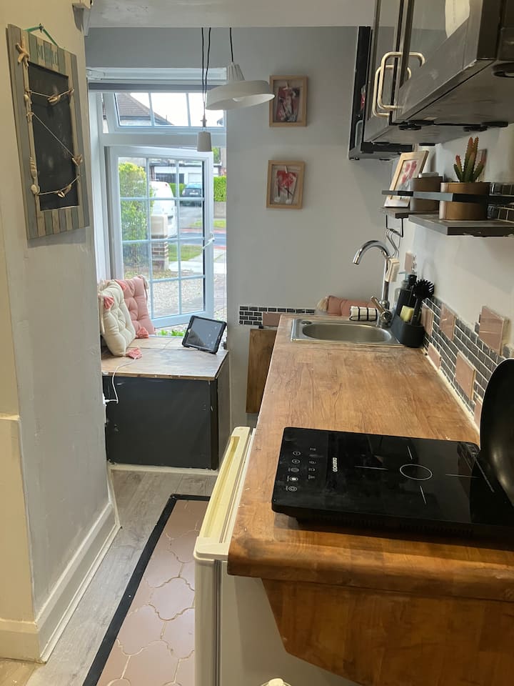 Cosy Studio Apartment(raised Bed & Private Access) - Dublin