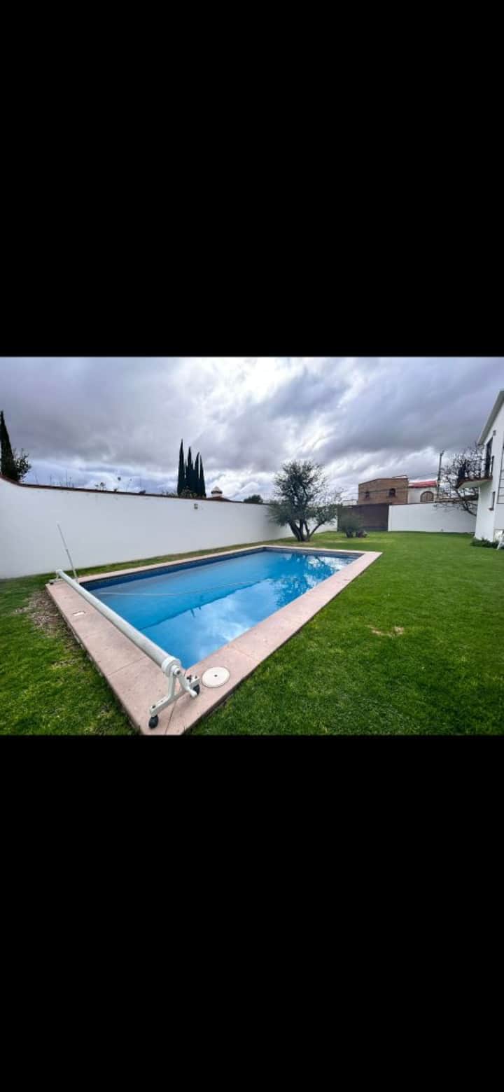 Casa Familiar Con Alberca - Tequisquiapan