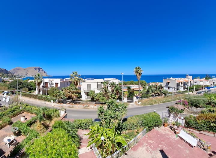 Villa Tea - Beautiful Sea View - Palermo