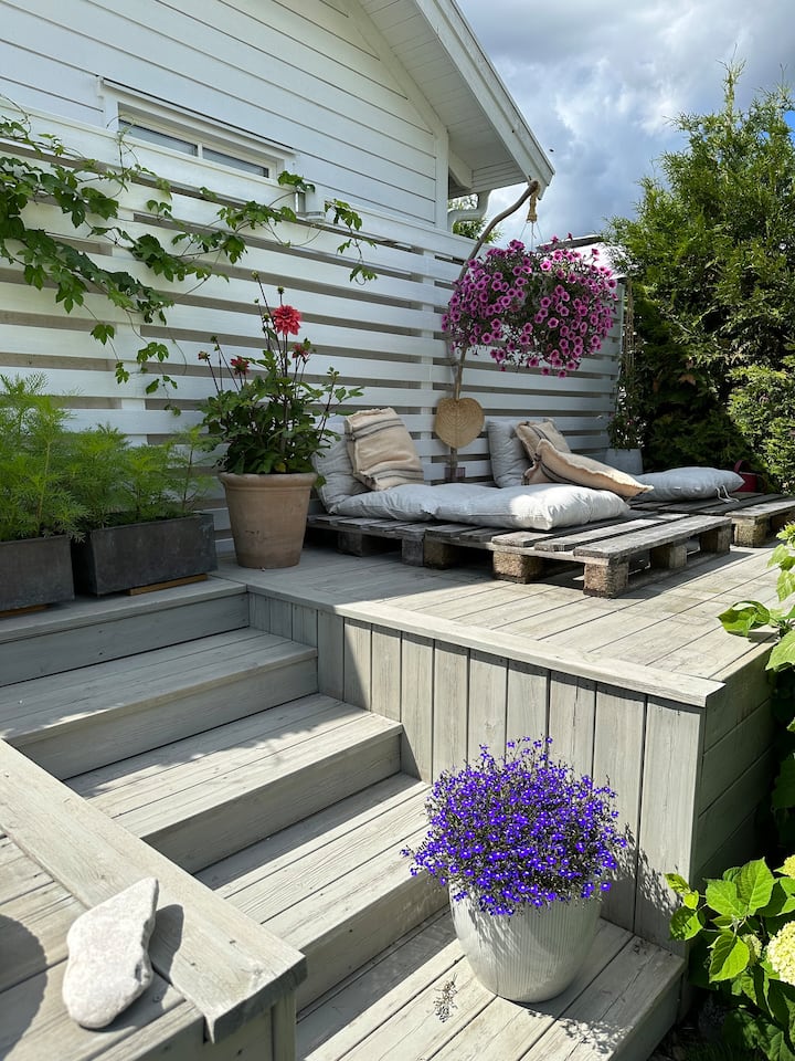 Beautiful Villa And A Cat - Knivsta