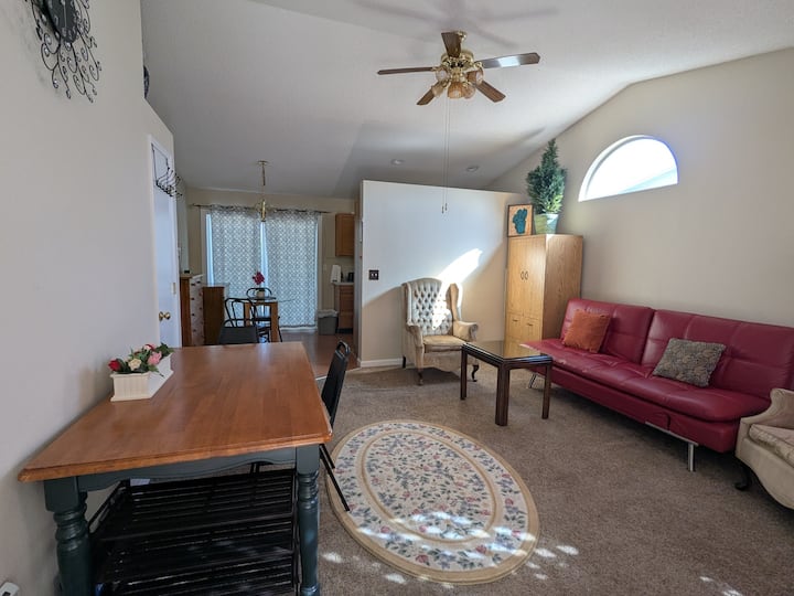 Reno Peaceful 2br Retreat - Reno, NV