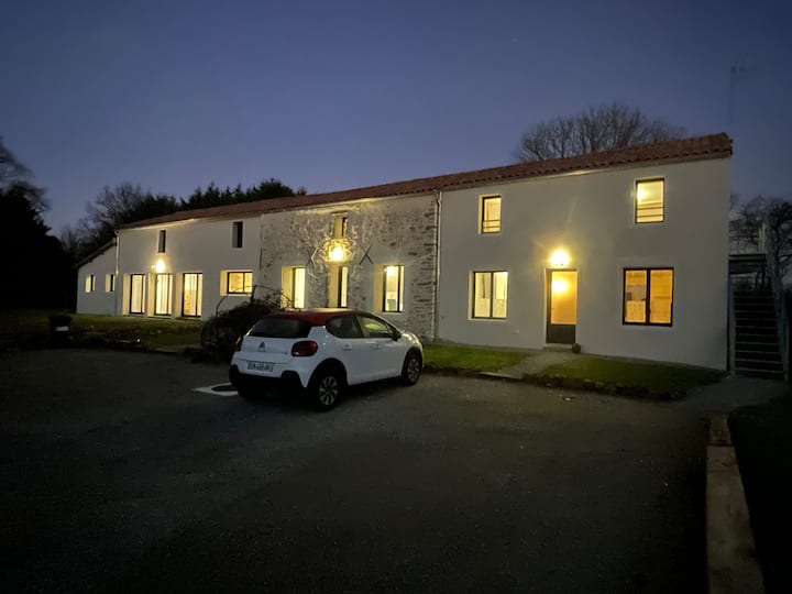 Loue Une Partie De Notre Résidence Principale 35m2 - La Roche-sur-Yon