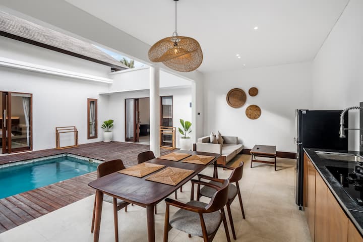 Prime Location Umalas - 2 Bedroom Villa With Pool - Bali