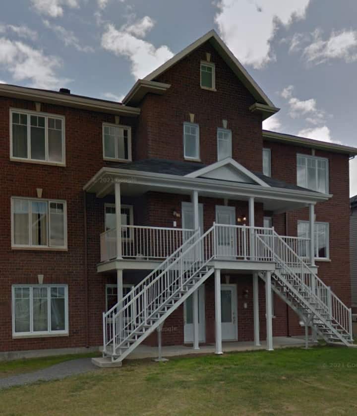 Beautiful Condo In A Quiet Area - Portneuf