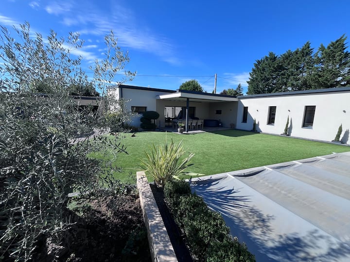 Maison Spacieuse Au Calme Avec Piscine Salle Sport - Drôme