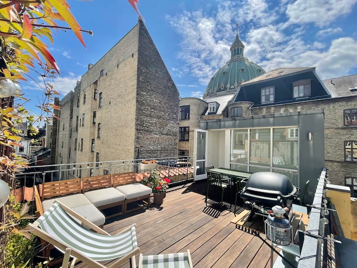 Central 3-story Flat - Private Rooftop Oasis - Copenhagen