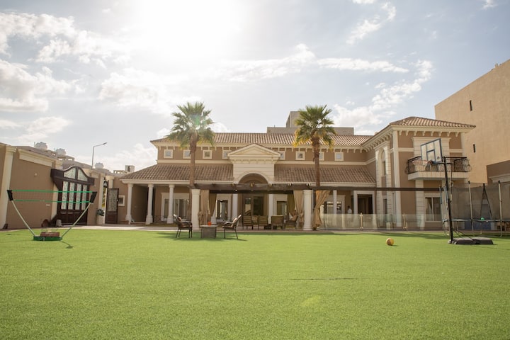 منتجع موستار الملكي Mostar Villa - Riyadh