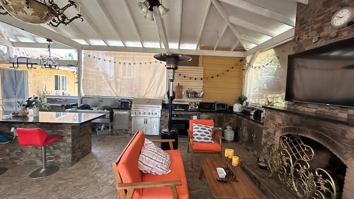 Cozy Bedroom W/ Private Bathroom1 - West Covina, CA