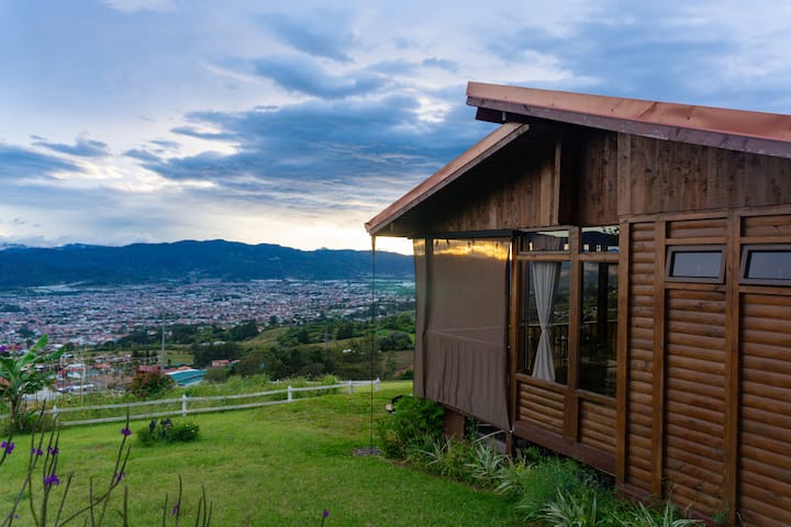 Cabaña Roble - Cartago