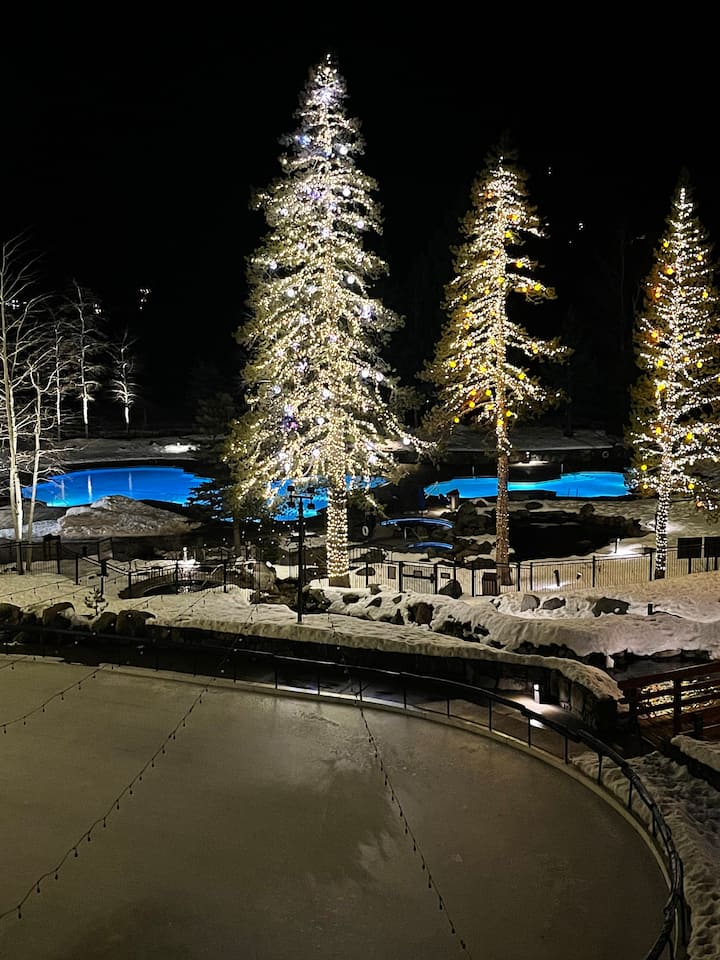 Everline Resort & Spa 2 Queen At Palisades - Olympic Valley, CA