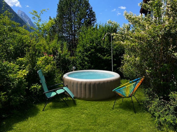 Cozy App. In Historic House/village, Big Garden - Saanen