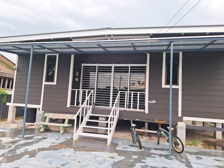 Pd Leisure W Netflix Bbq Facilities Dkt Pantai - Port Dickson