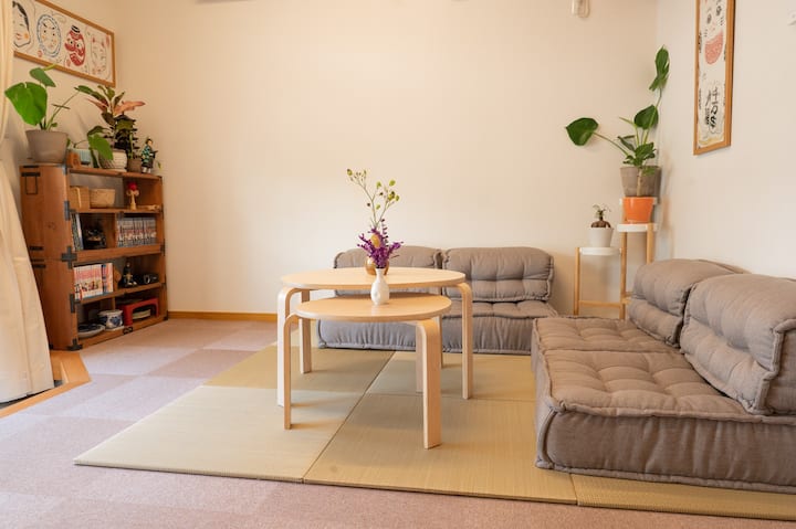 Room In Cozy Modern Guesthouse (Ume) - Toyama, Japan