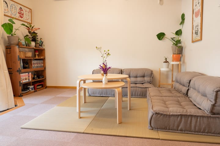 Japanese-style Room In Cozy Modern Guesthouse (楓) - 富山市