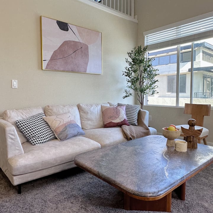 Modern 2br With 3bed/parking 3 Mins To Old Town - Pasadena, CA