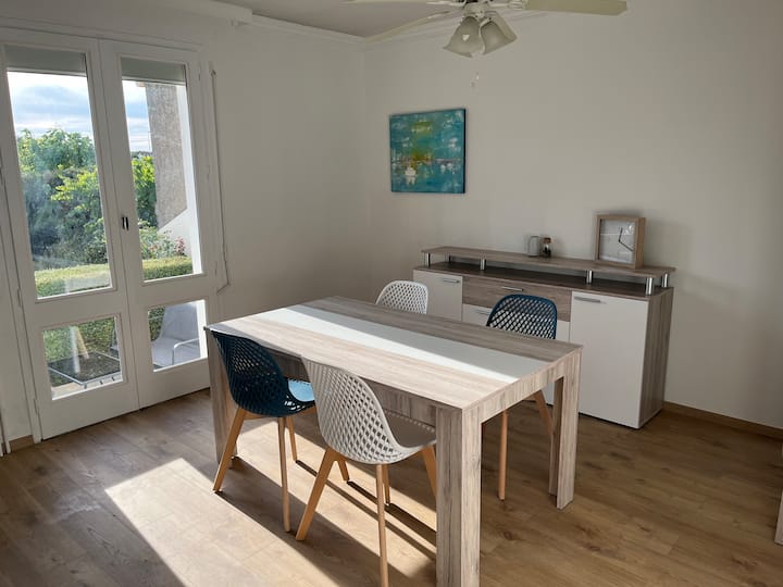 Maison De Ville - 4 Chambres - Jusqu'à 8 Personnes - Mouilleron-le-Captif