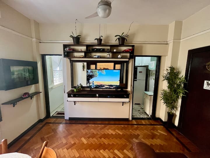 Apt Em Copa  Posto 6, Vista Mar - Ipanema