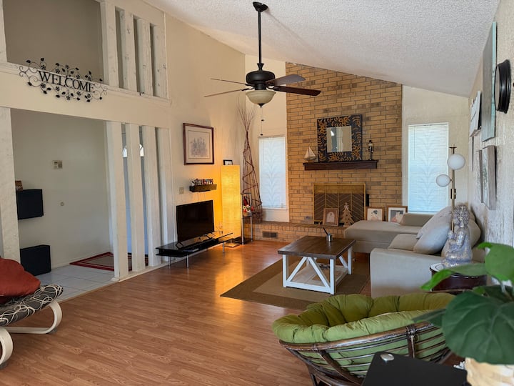 Sunny And Cozy, 3 Bdrm, Infant Room, Pet Friendly - Edmond, OK