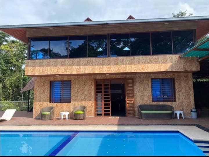 Casa Vacacional Balcones Alcalá - Pedro Vicente Maldonado