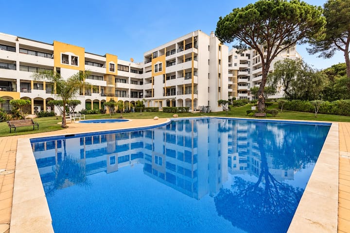 Centralgarve-great,bright 2-bdrm Flat In Vilamoura - Quarteira