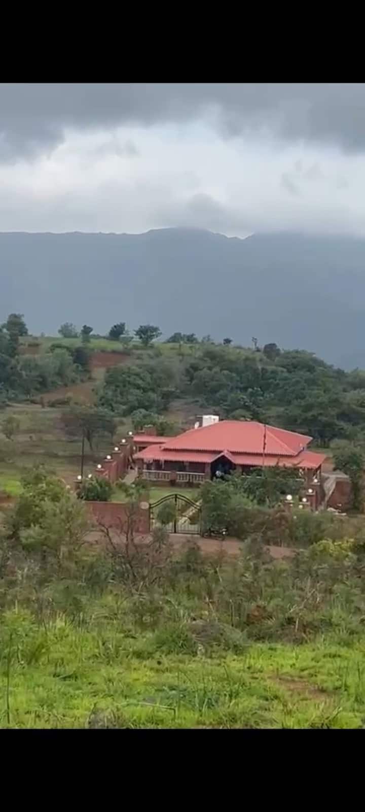 27 Mount Bliss Villa
Mahableswar - Mahabaleshwar
