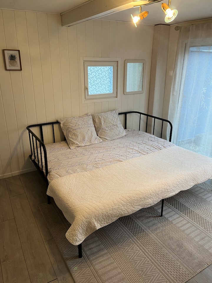 Le Petit Chalet Bleu - Le Mans