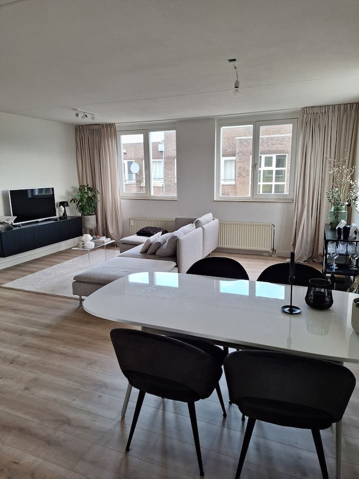 Ruim En Mooi Appartement In Maastricht - Maastricht