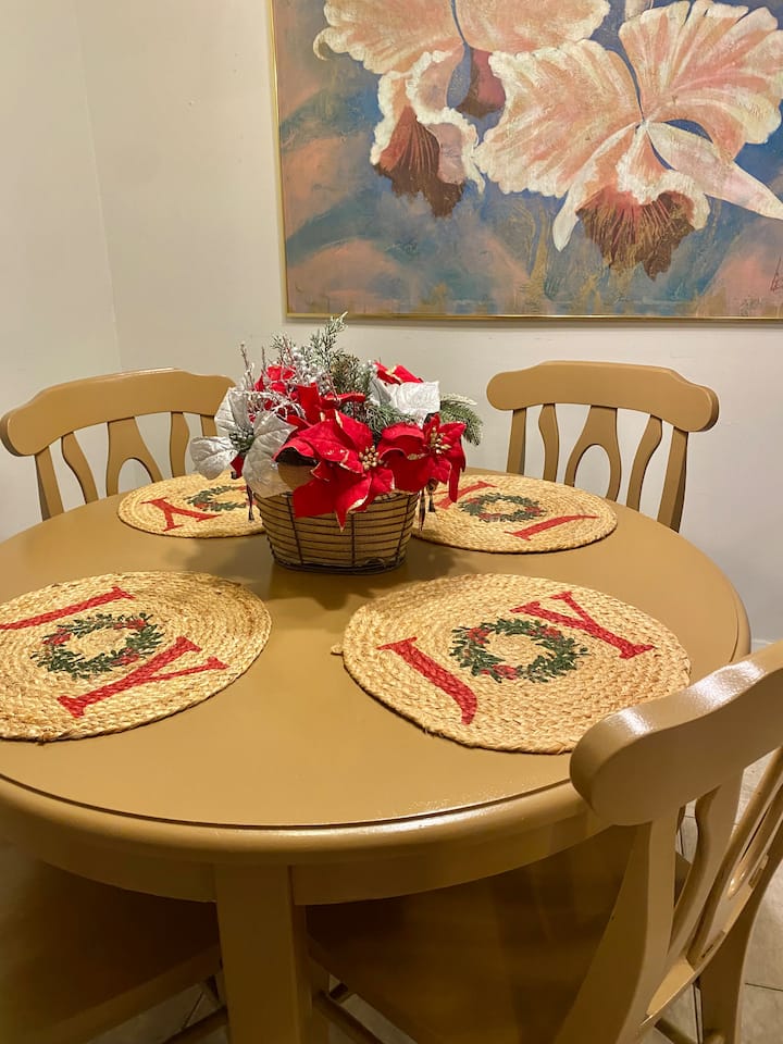 Céntrico, Cómodo Y Limpio | 2 Recámaras, 2 Baños - Brownsville, TX