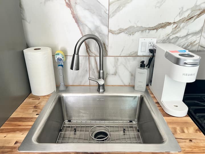 Casa Blanca: Guesthouse In Downtown Riverside - Jurupa Valley, CA