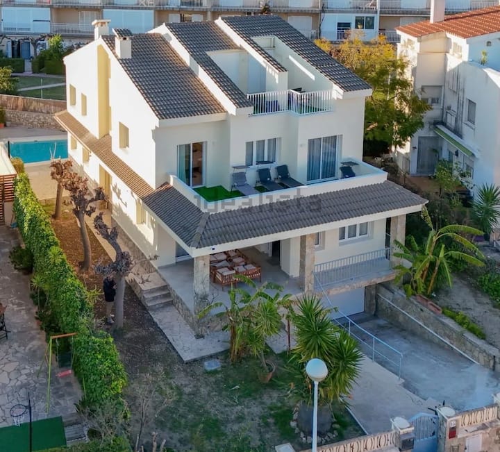 La Fabuleuse Maison De Lucia Et Georges - Amposta