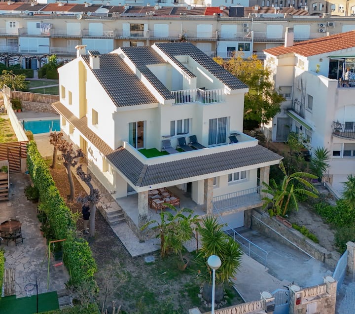 La Fabuleuse Maison De Lucia Et Georges - La Ràpita