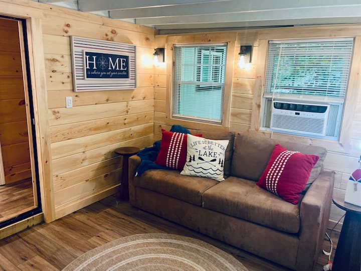 Cozy Home In Alton, Nh-come See The Foliage In Nh - Alton, NH