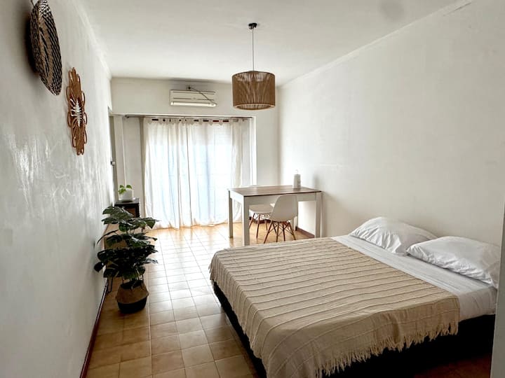 Alquiler Monoambiente A La Calle Zona Guemes - Mar del Plata