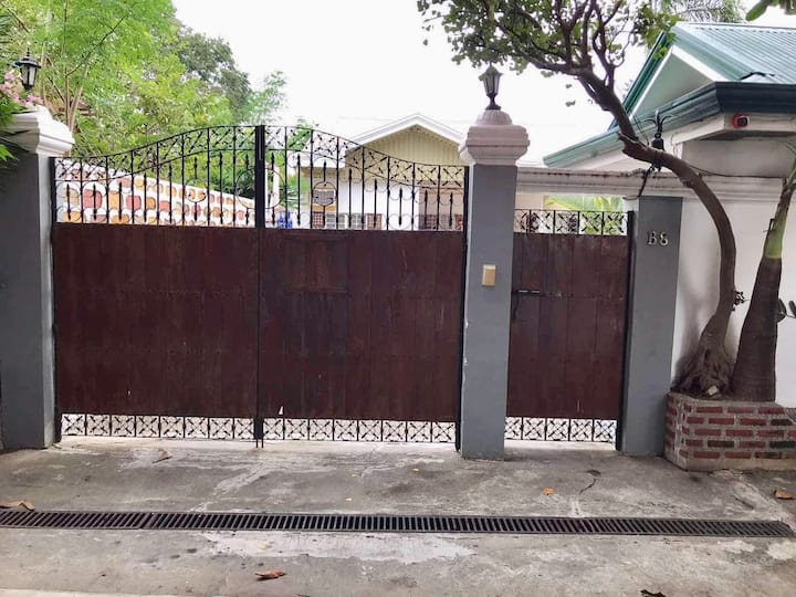 1814 Casitas: 2 Rooms For 4-8pax - Vigan